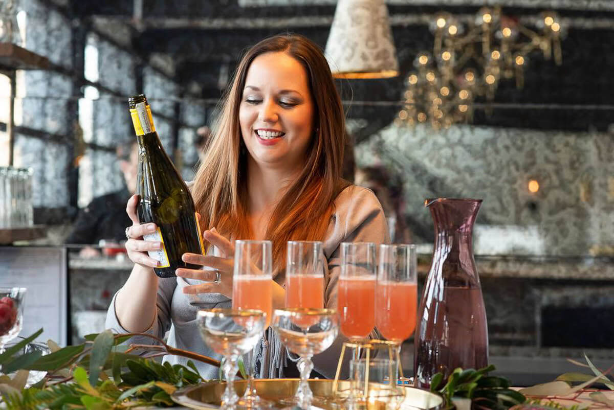 Cheat Sheet for Tipping Wedding Vendors - lovelyweddingskc.com
